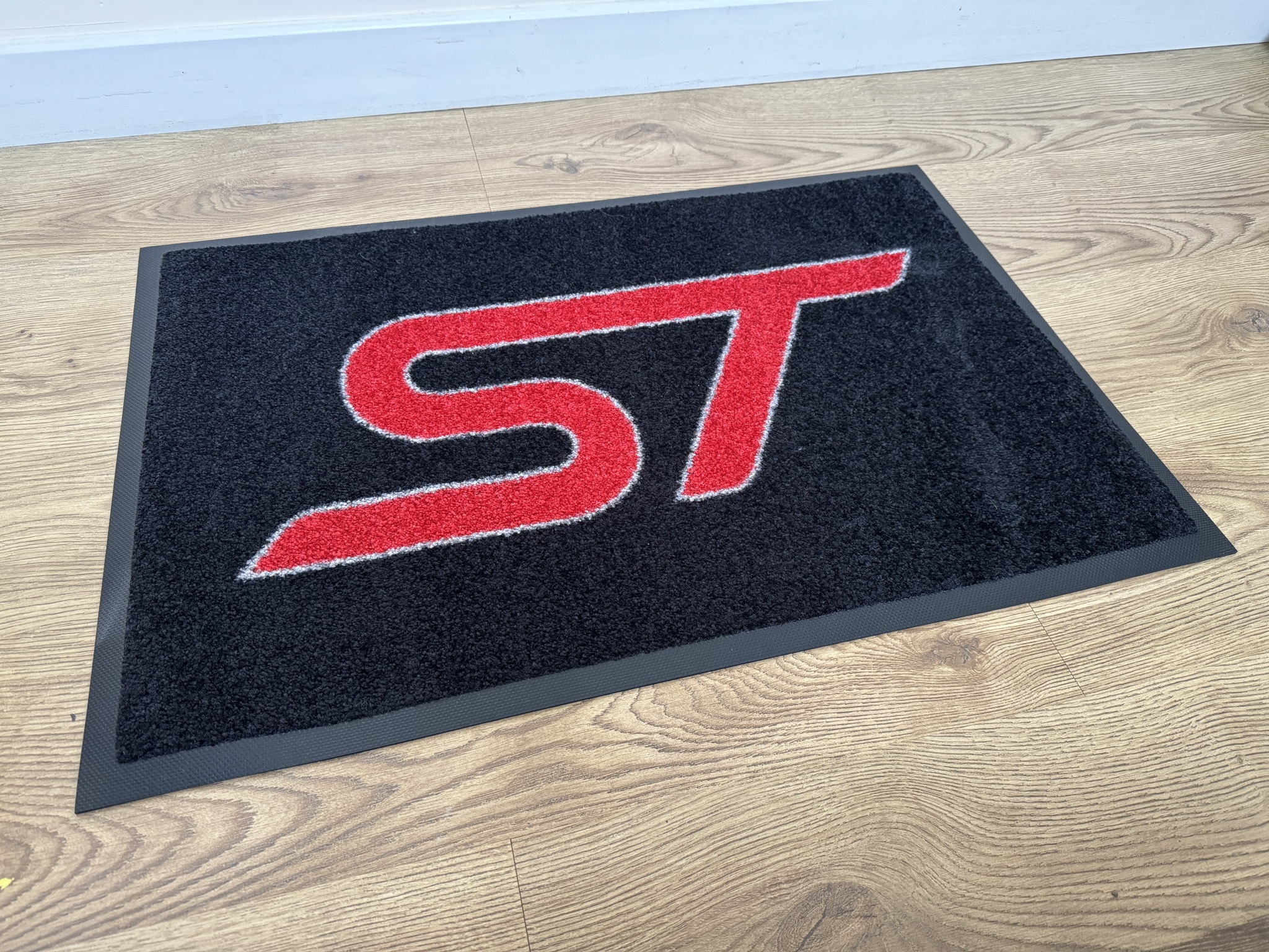 ST Workshop / Garage Mat - Black with Red ST Logo